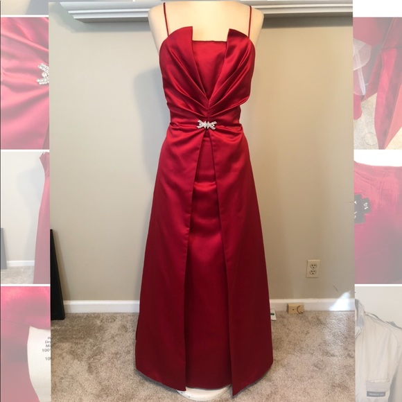 CDC | Dresses | Glamorous Red Evening Gown Prom Size 4 Hollywood Formal ...